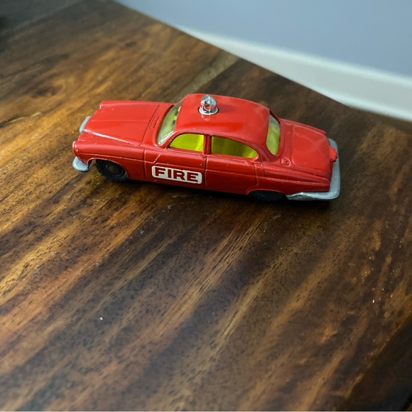 Husky | Toys | Vintage Husky Models Jaguar Mk Red Fire Diecast 1970 ...
